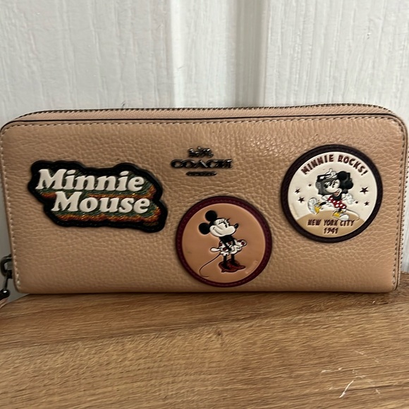Coach | Bags | Coach Wallet Minnie Mouse | Poshmark